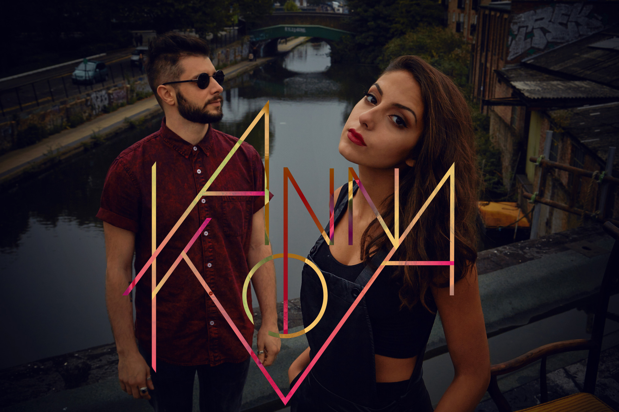 CLIQUE SUR... Anna Kova - Clique.tv