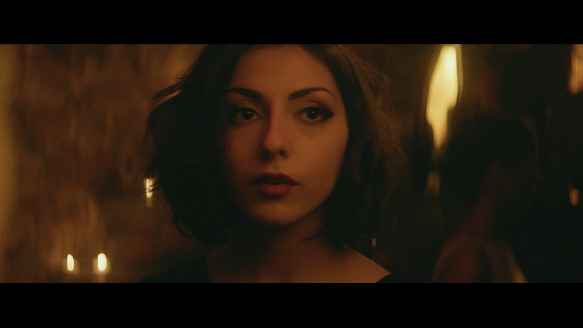 AVANT-PREMIÈRE : Anna Kova, "Beatin" - Clique.tv