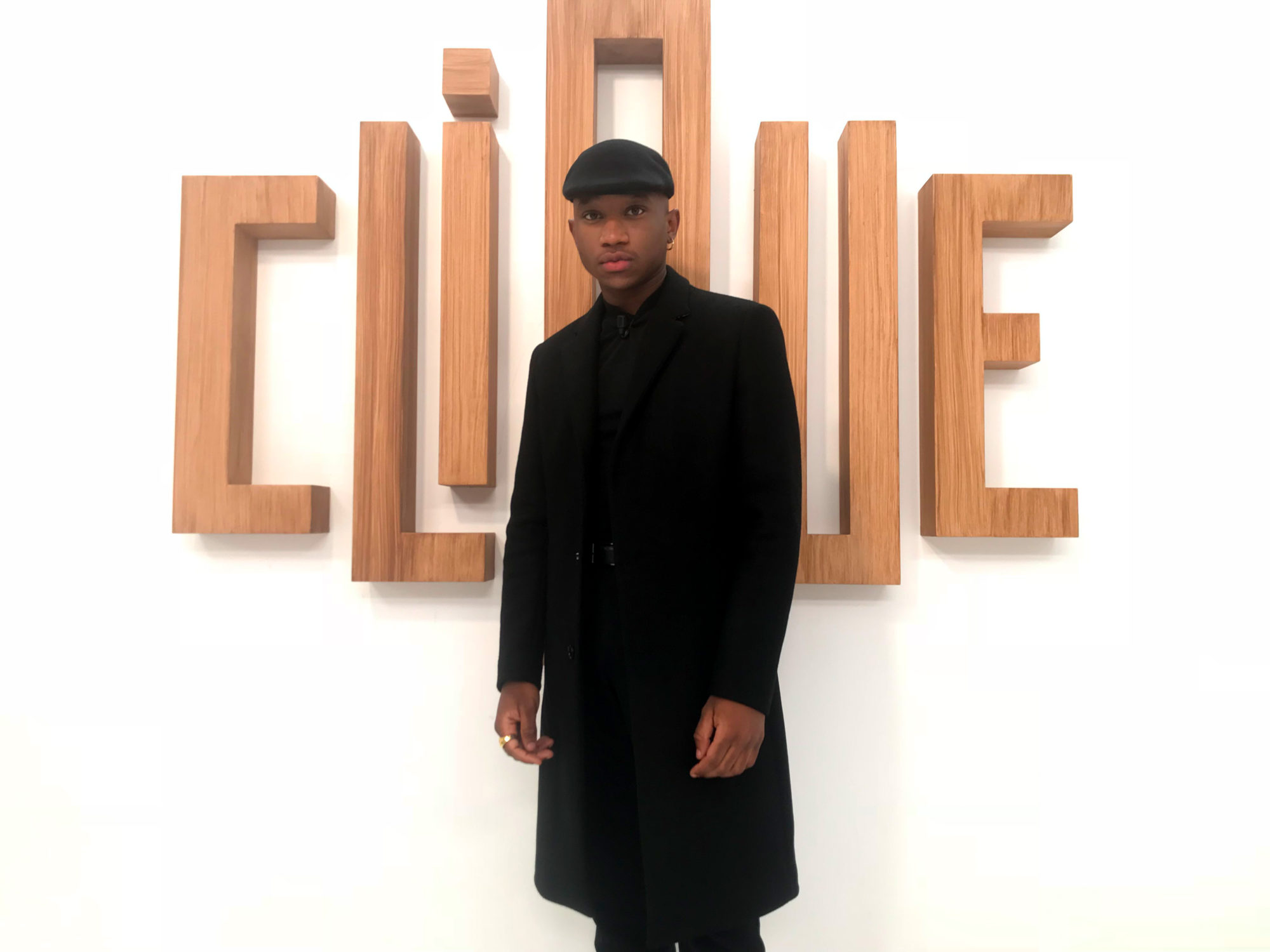 Le chanteur Dixon, première signature du nouveau label de Booba, est l ...