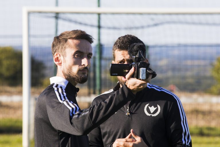 Vinsky FC Academy : Le YouTubeur Vinsky lance un projet ultra-social et ...