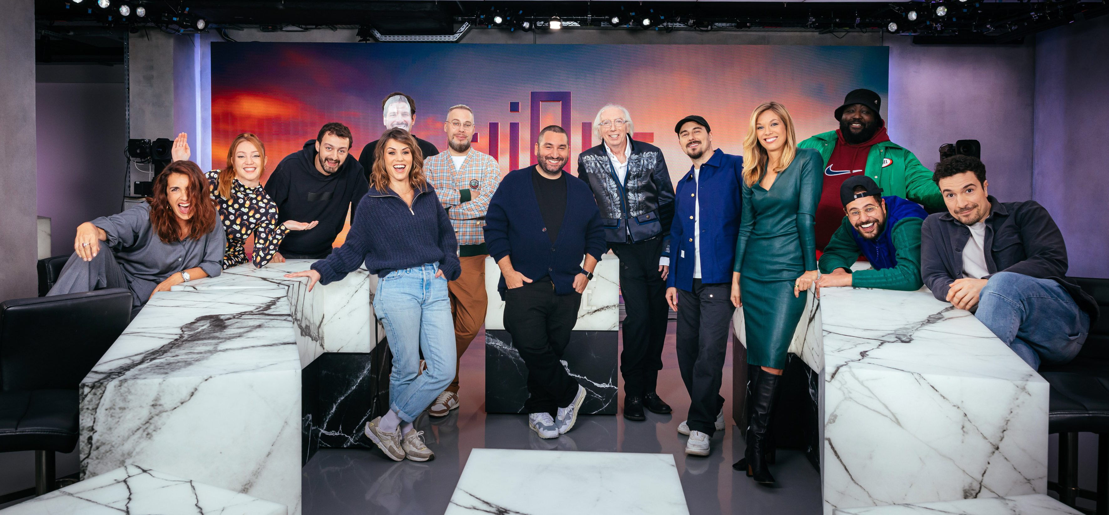 Qui sommes-nous ? - Clique.tv