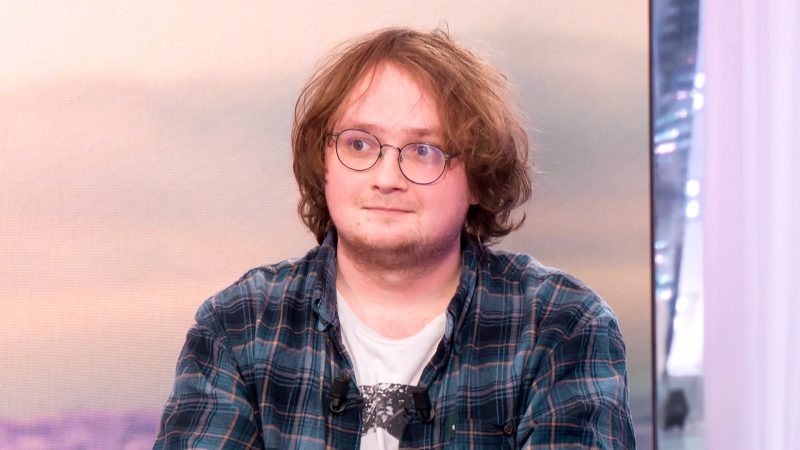 Qui est Feldup, le roi de l’étrange sur YouTube ? - Clique.tv