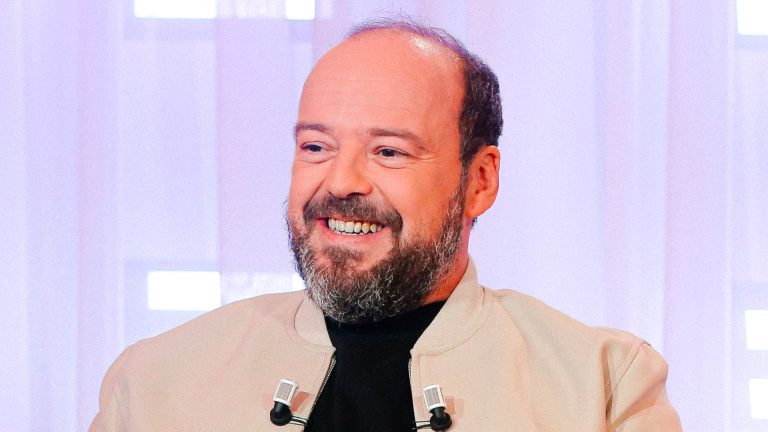 Alban Ivanov : “Dans mes projets, je fais de la comédie avec émotion ...